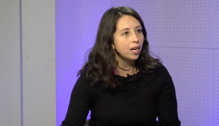 Diputada Gael Yeomans por Ley Sticker: Diputada Gael Yeomans por Ley Sticker: