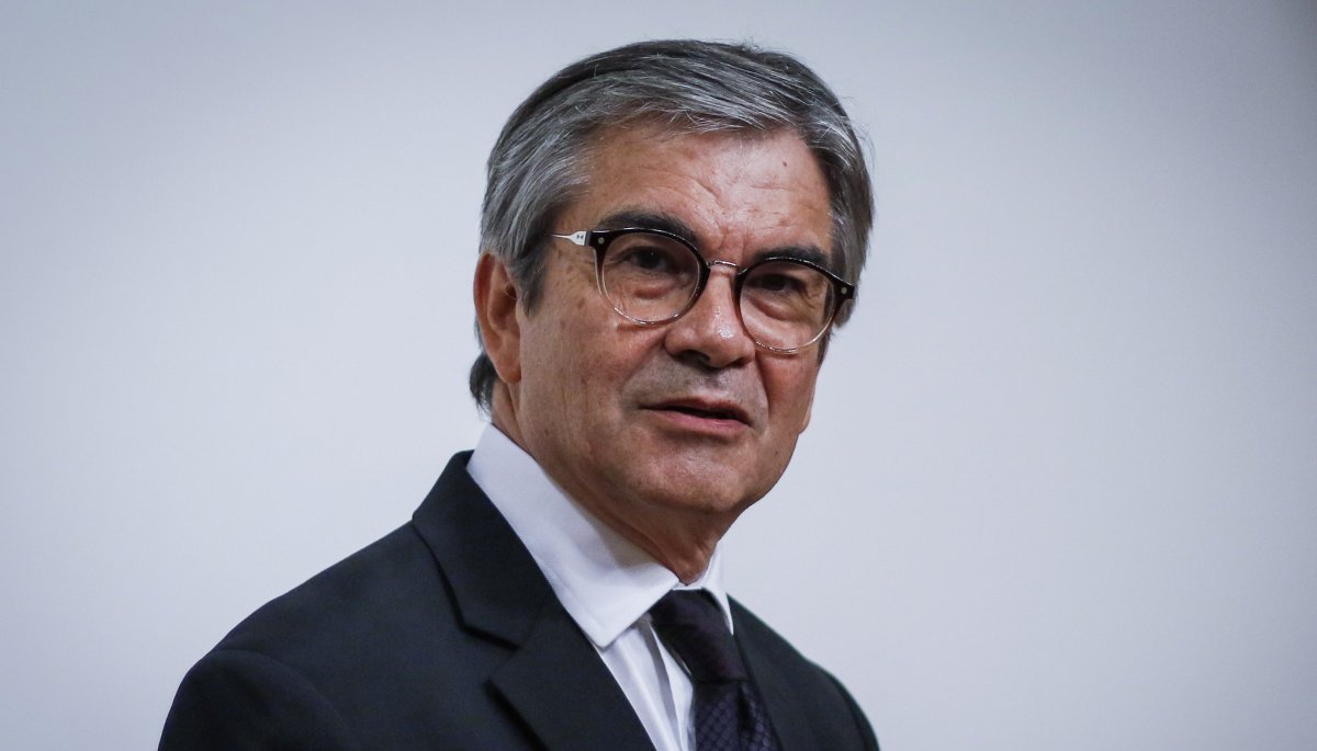 Mario Marcel considera "poco plausibles" cifras de crecimiento del ...