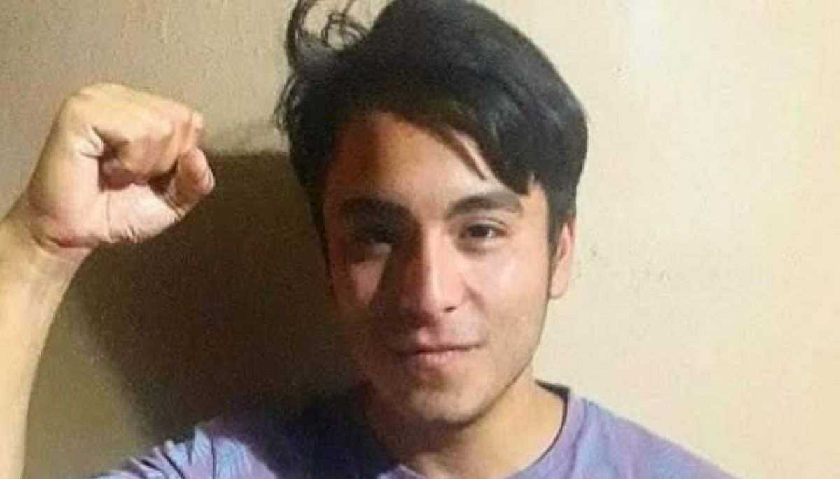 Nicolás Ríos, golpeado y arrestado violentamente por Carabineros de ...