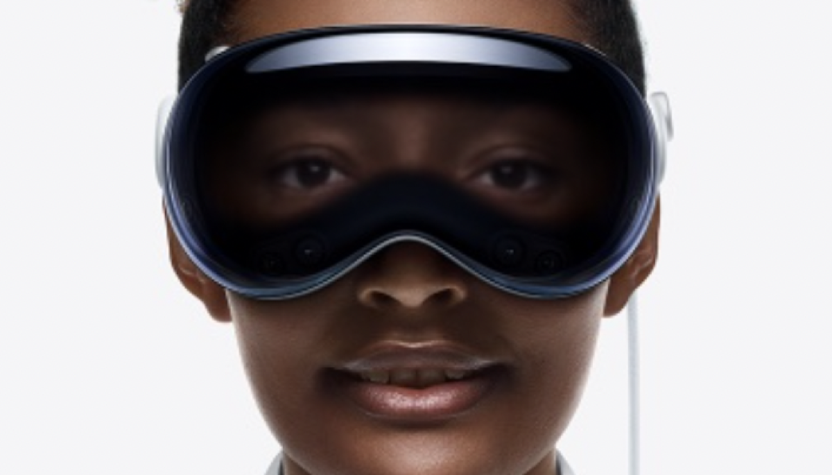 Apple launched into the world of virtual reality and presented its ...