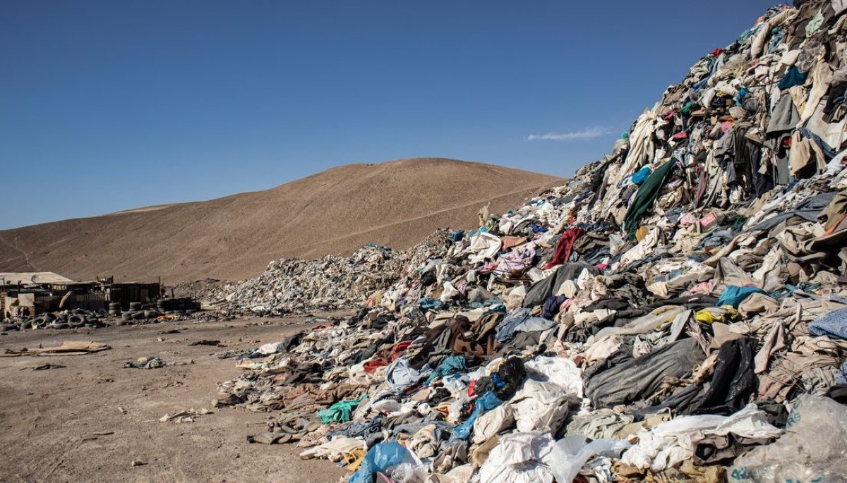 Investigación revela que 156 mil toneladas de ropa se desecharon en el ...