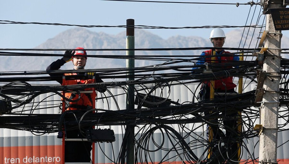 Ley "Chao Cables" es letra muerta: A 4 años de promulgada aún no se ...