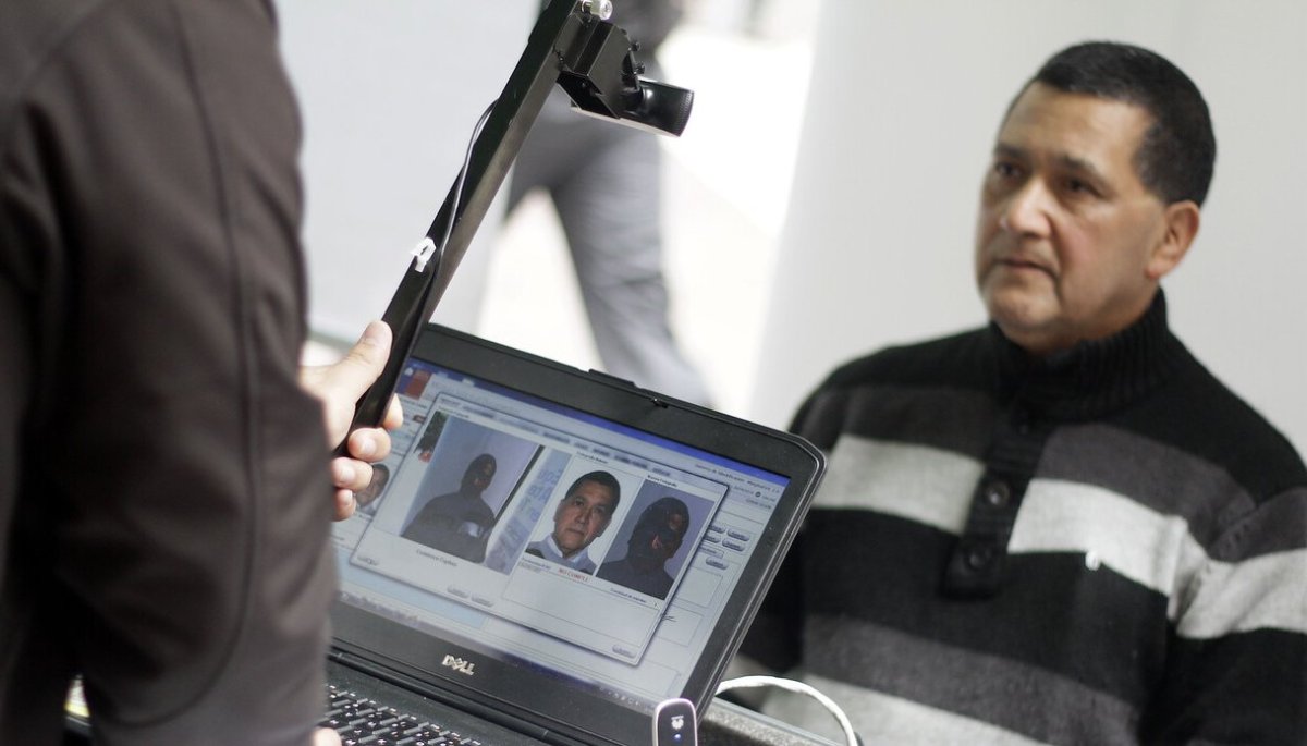 Así será el nuevo carnet de identidad fisico y digital que comenzará a ...