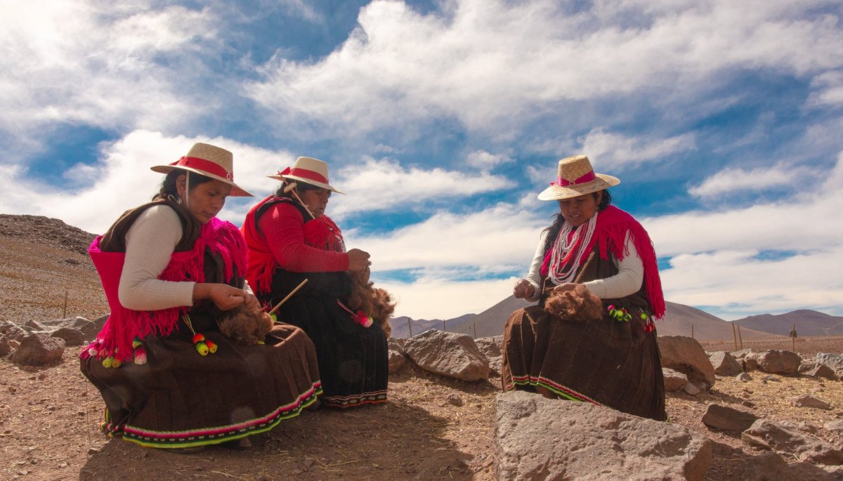 Comunidad Yabricollita lanza su tienda de textilería ancestral Aymara ...
