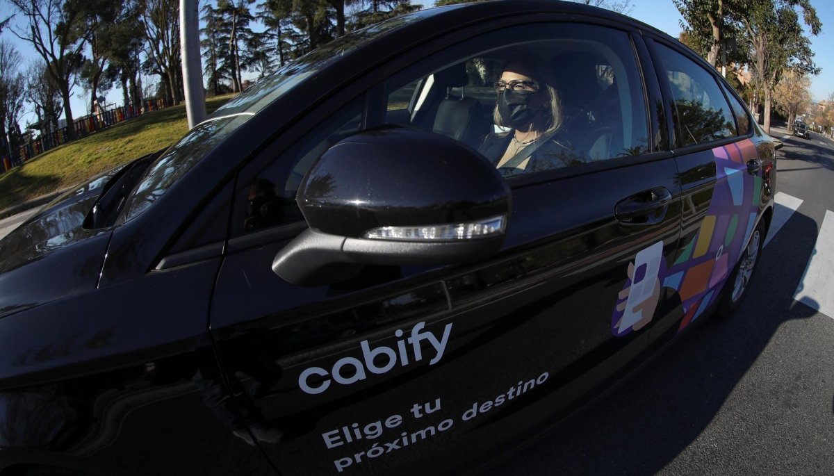 Será desde mayo: Cabify operará como transporte oficial en el ...